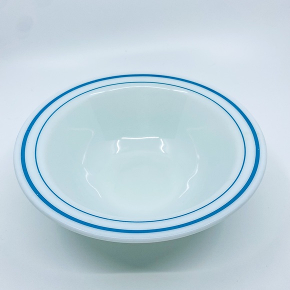 Pyrex | Dining | Vintage Pyrex Corning Pyr7 Teal Blue Bands Restaurant ...